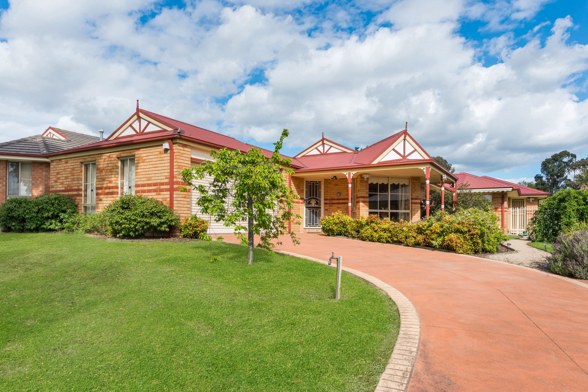 11 Chauncey Way, Lynbrook | OBrien Real Estate