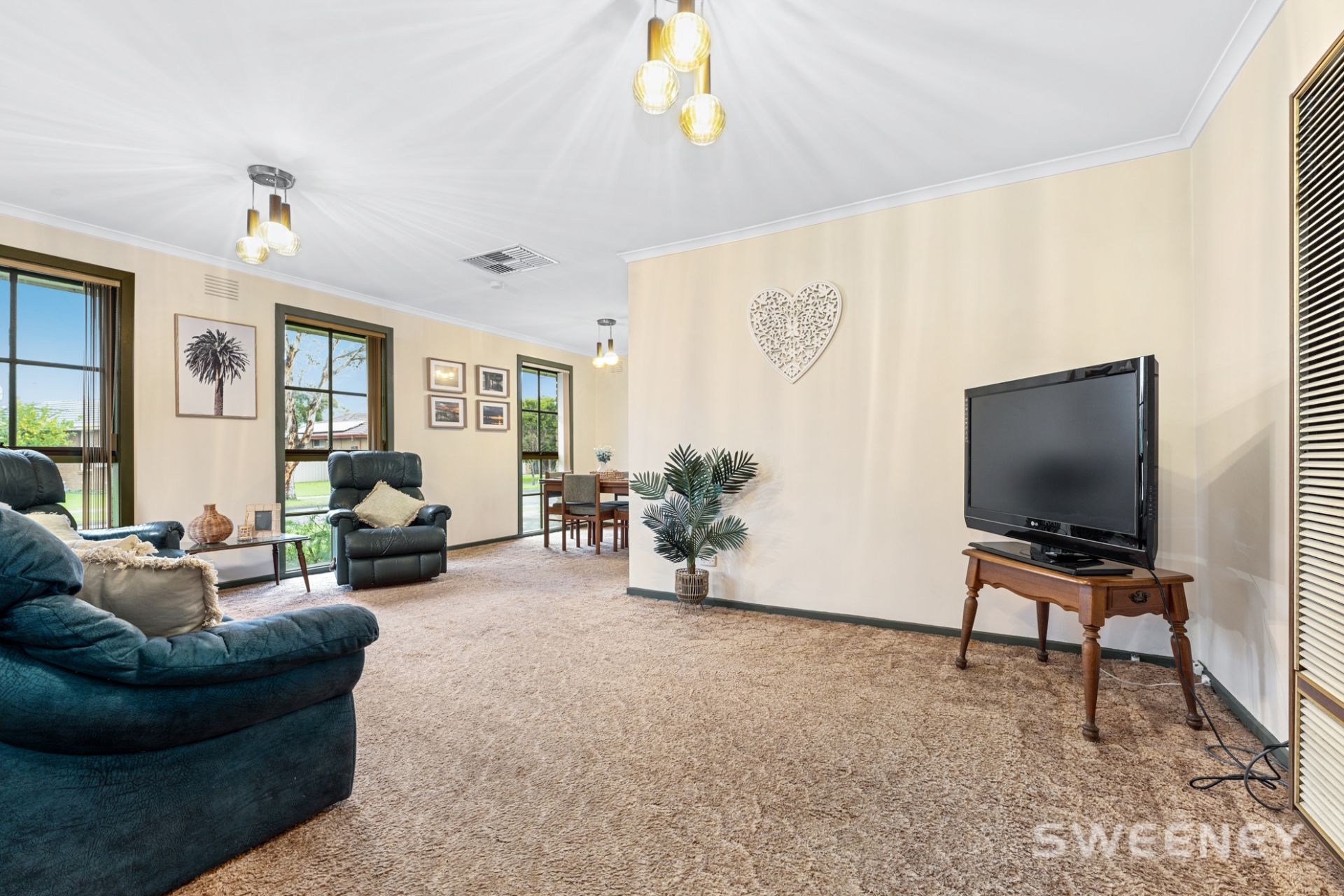 24 Laird Drive, ALTONA MEADOWS | Sweeney Estate Agents