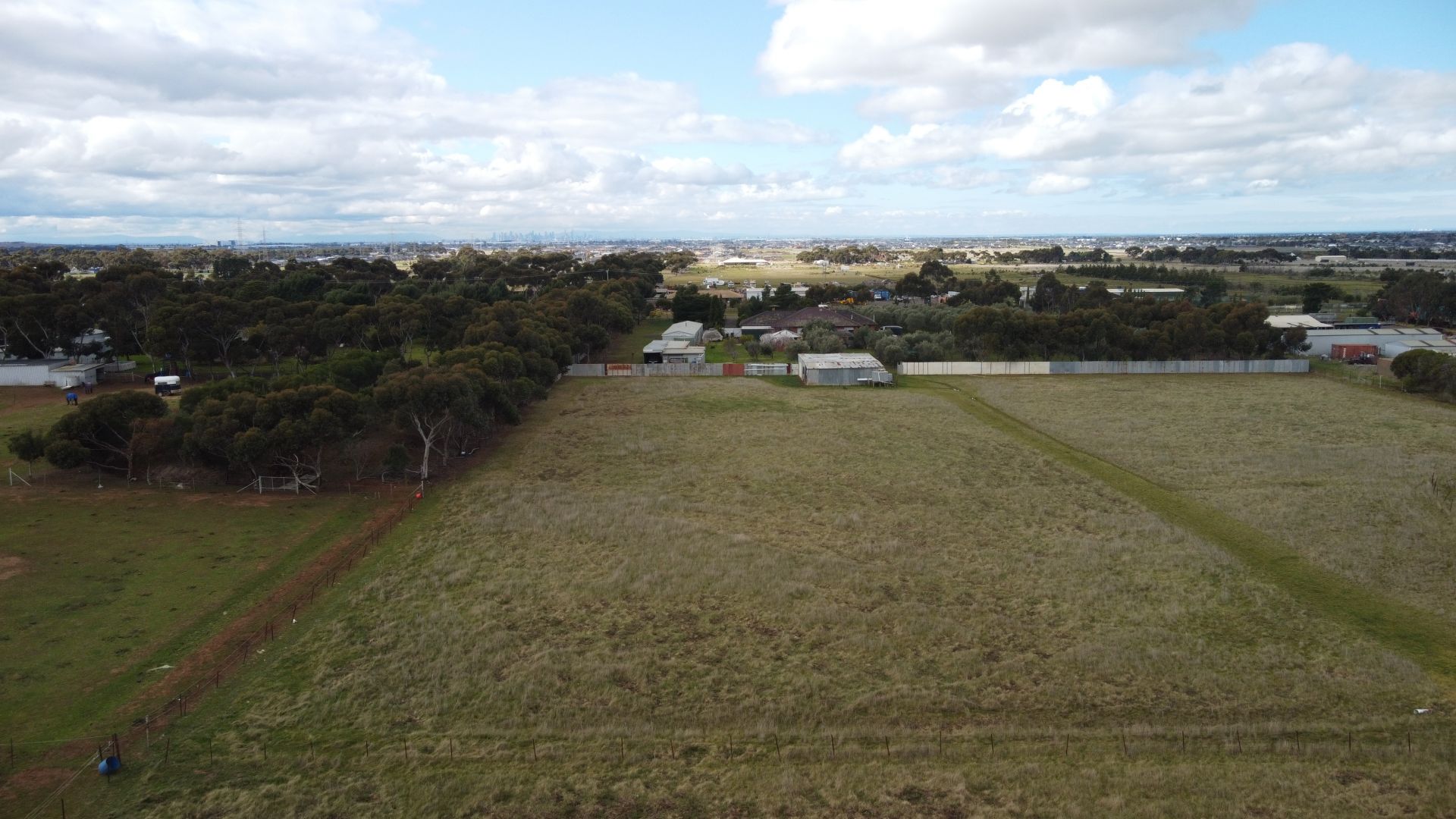 85 Gard Road, MOUNT COTTRELL | Sweeney Estate Agents