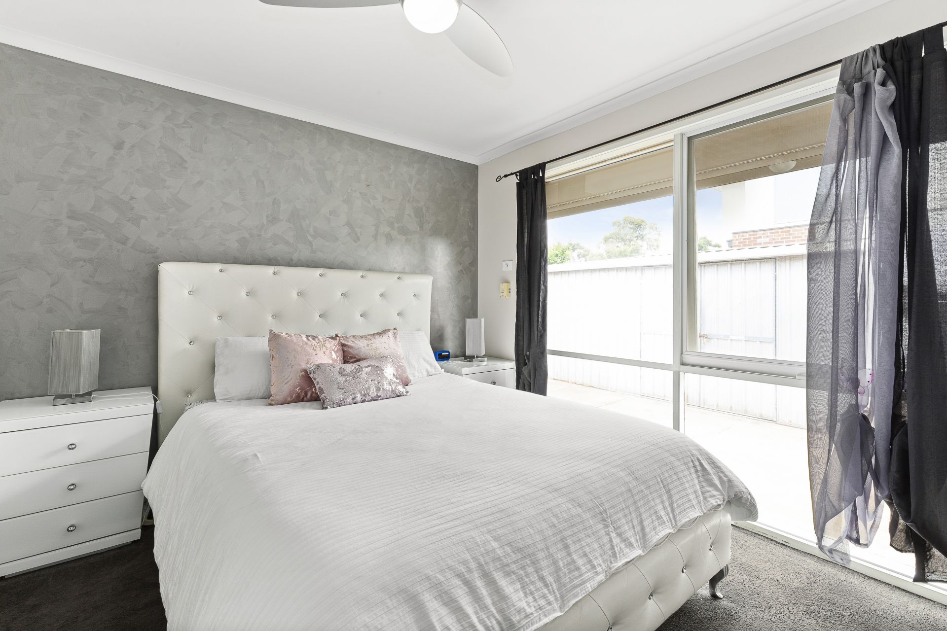 Real Estate For Sale - 15 Athena Place - Epping , VIC