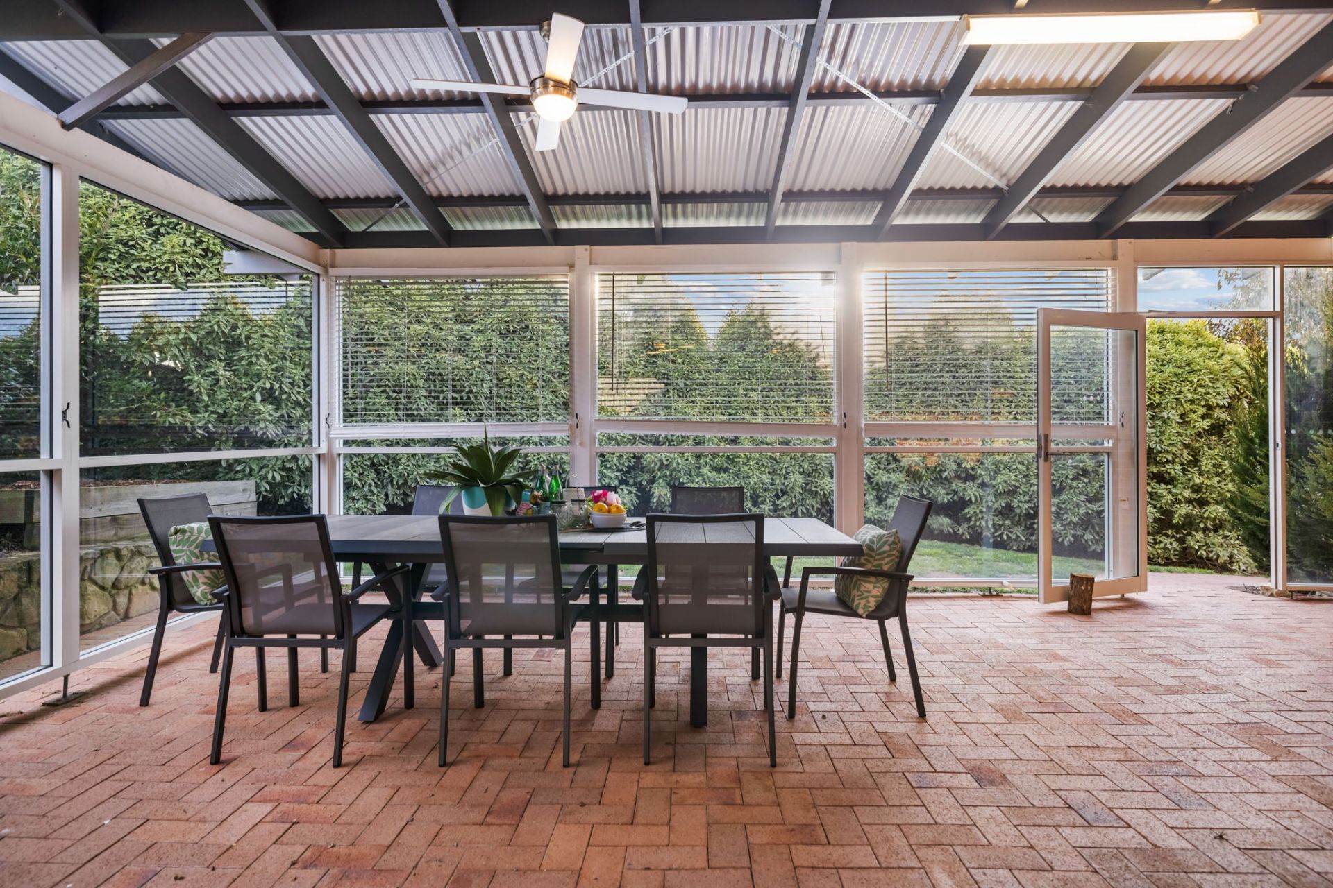 156 Waterfall Drive, Jerrabomberra | Ian McNamee & Partners Pty Ltd