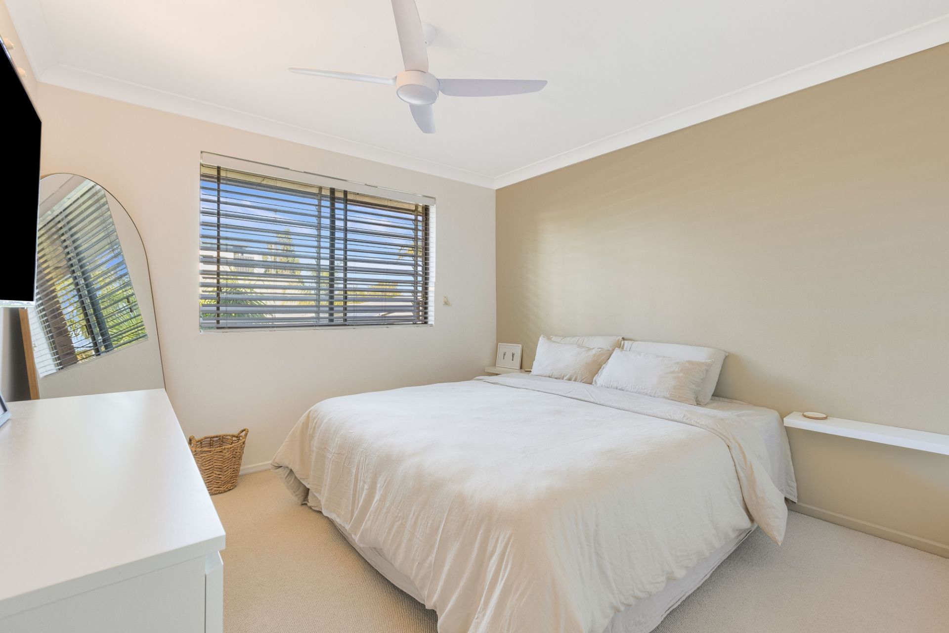 7/97 Golden Four Drive, Bilinga | DJ Stringer Property Services