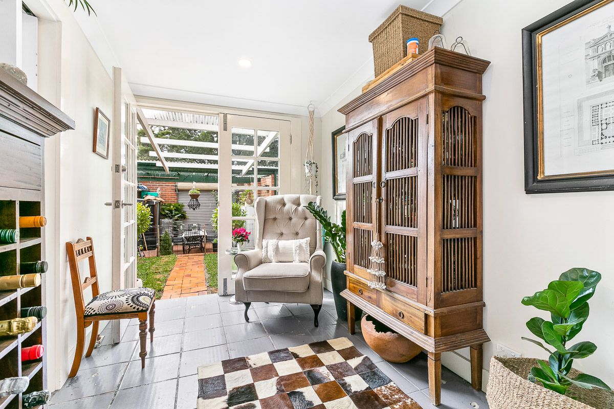 Real Estate For Lease - 49 Terry Street - Tempe , NSW