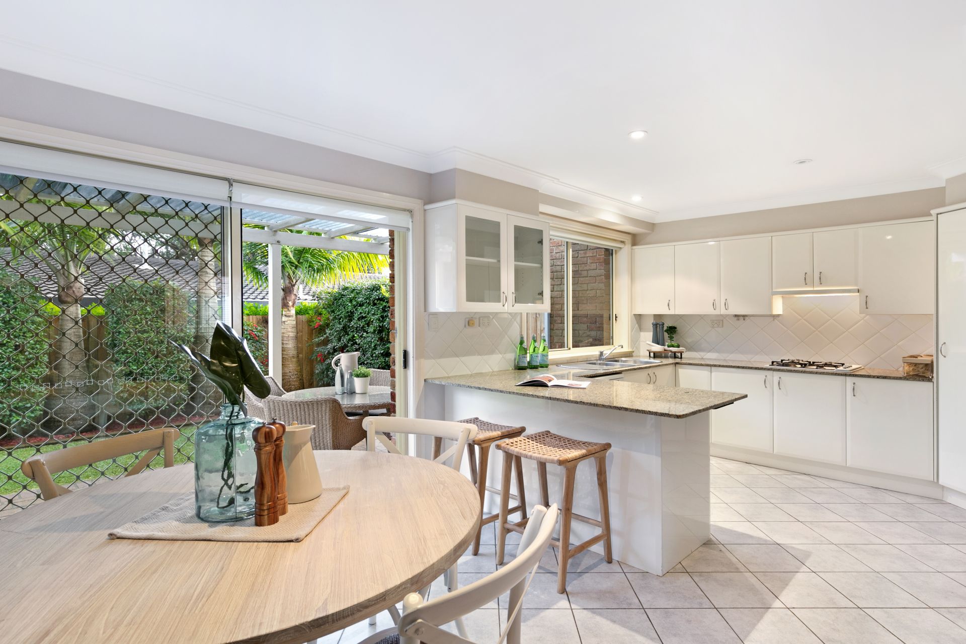 2/1-5 Nicholas Avenue, Forestville | Parnell Partners