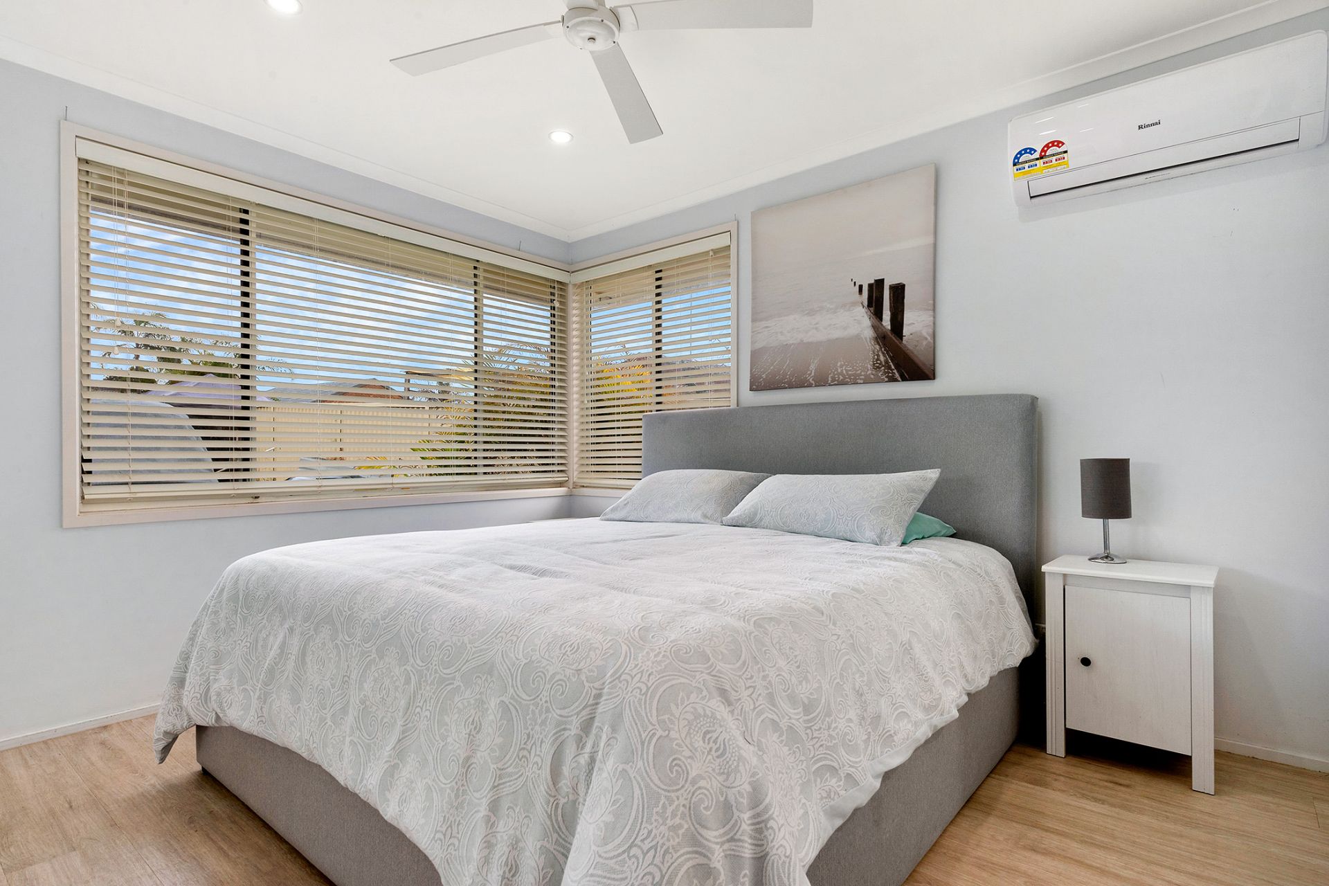 Real Estate For Sale - 4 Vickers Place - Raby , NSW