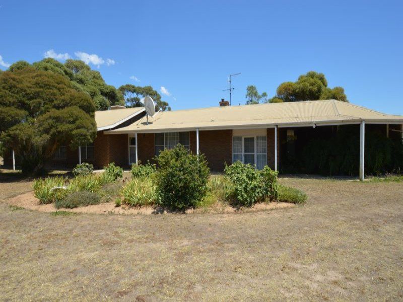 1955 Boorhaman Road, PEECHELBA | OBrien Real Estate