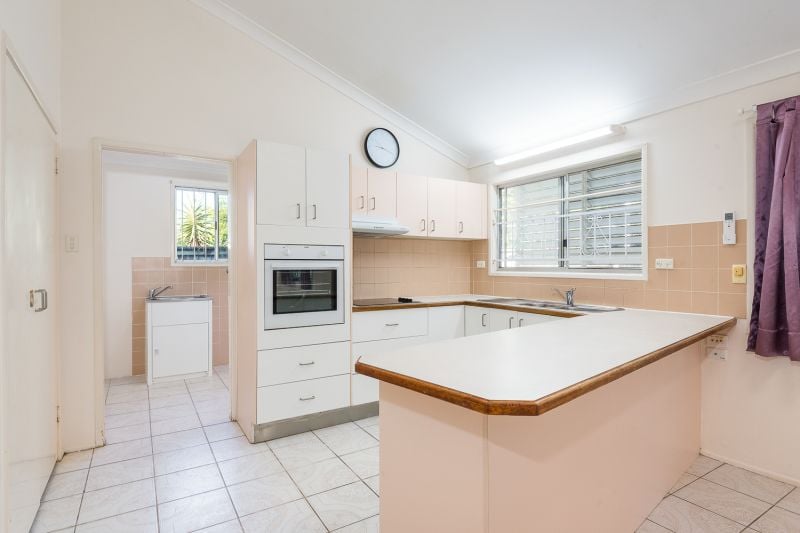 Real Estate For Lease - 1 Waitara Street - Logan Central , QLD