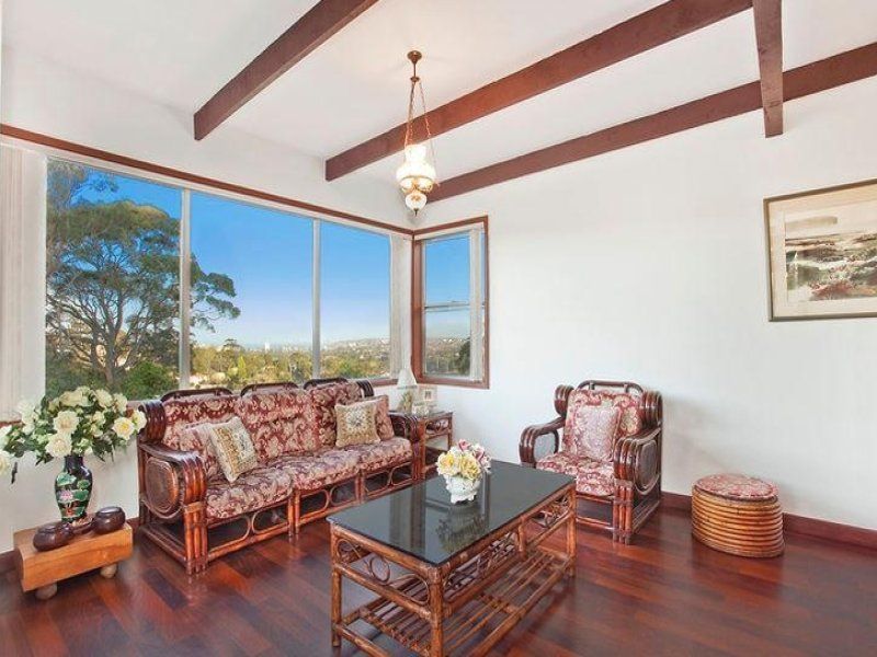 Real Estate For Sale - 20 Southern Cross Way - Allambie Heights , NSW