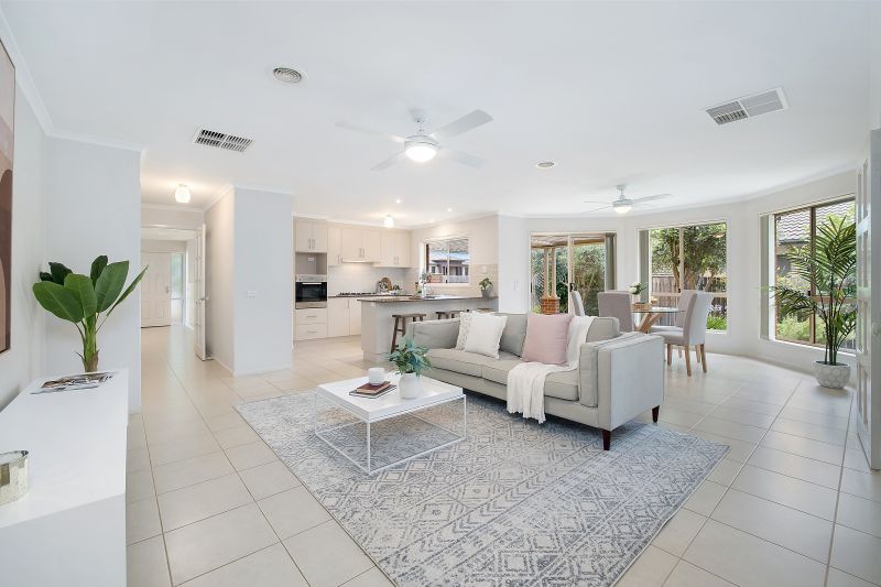 Real Estate For Sale - 21 Flora Bassett Street - Franklin , ACT