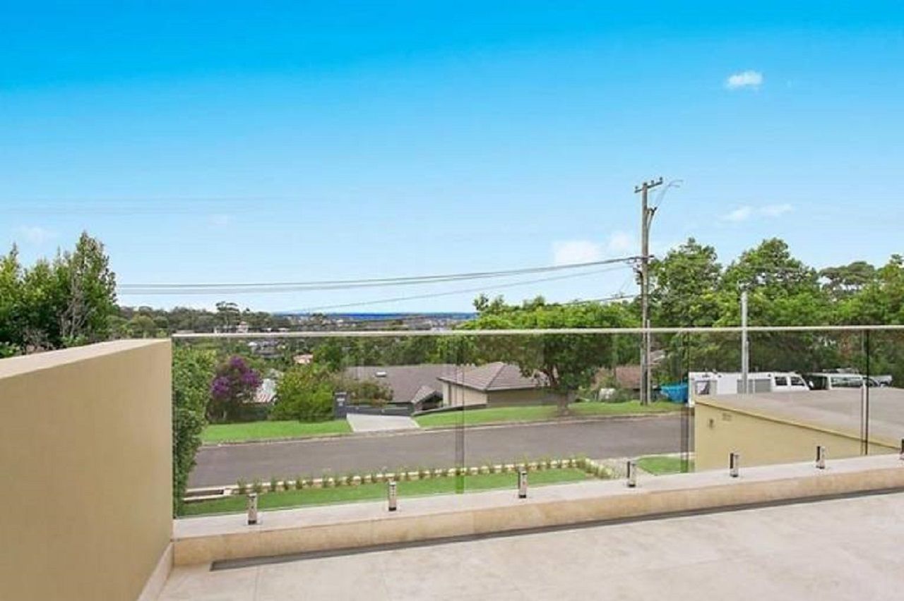 Real Estate For Lease - 15 Southern Cross Way - Allambie Heights , NSW