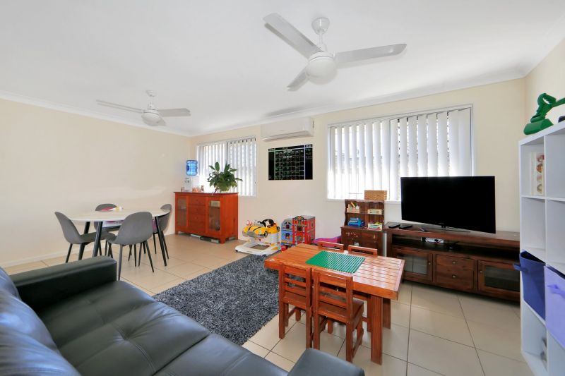 7 Sharp Crescent..., BRANYAN | Four Walls Realty