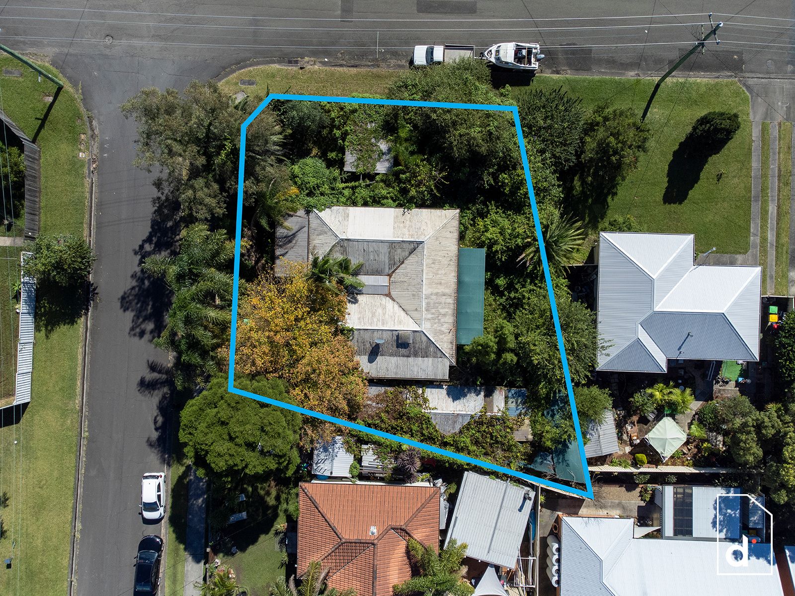 Sold property: $830000 for 15 Albert Street - Corrimal , NSW 2518