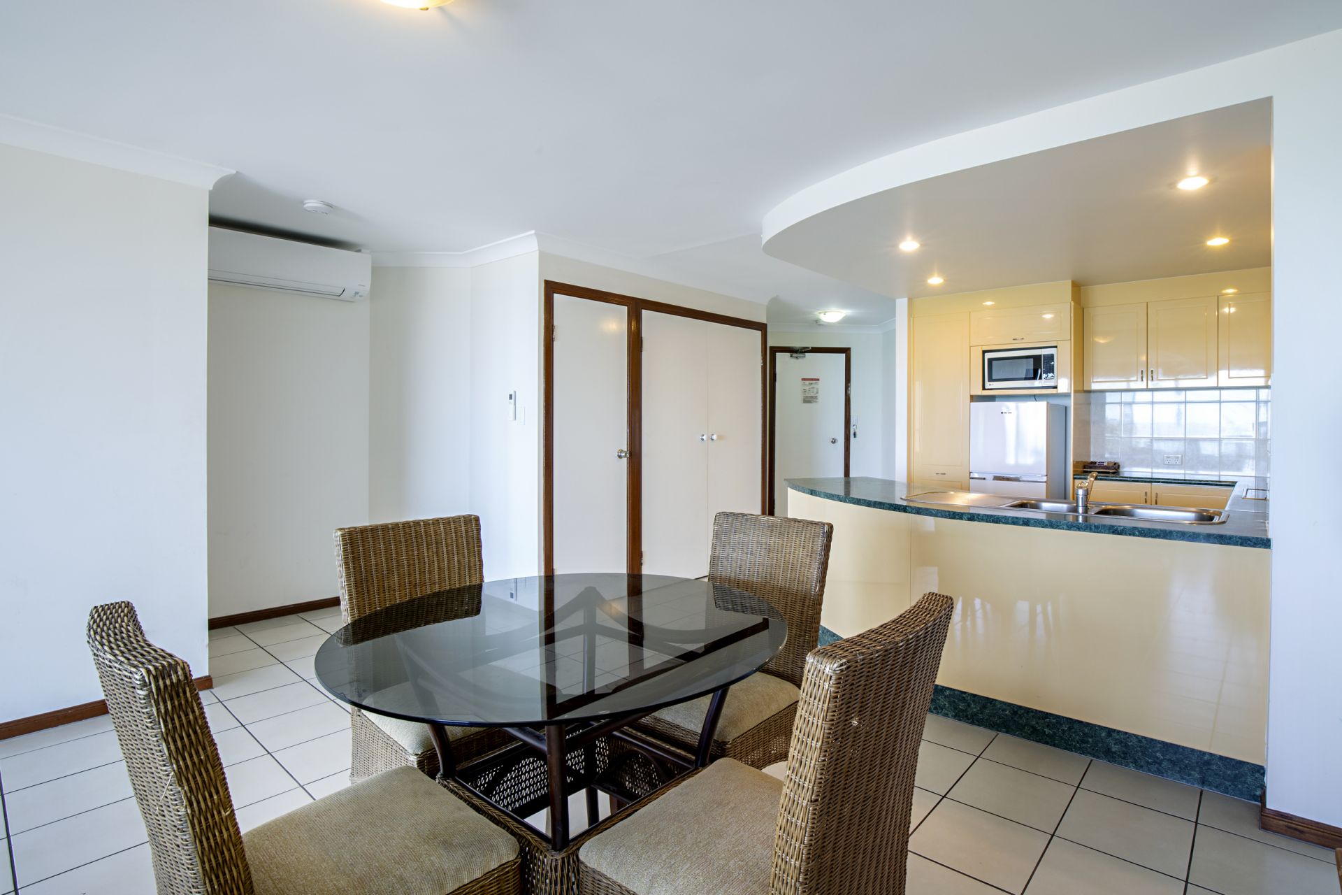 23/4 Golden Orchid Drive, Airlie Beach | Taylors Property Specialists