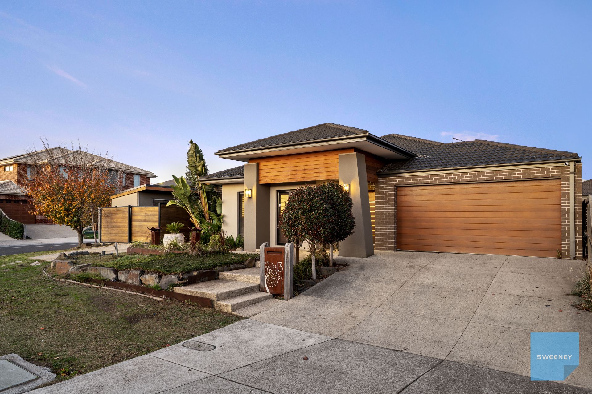 13 Murray Place, TAYLORS HILL | Sweeney Estate Agents