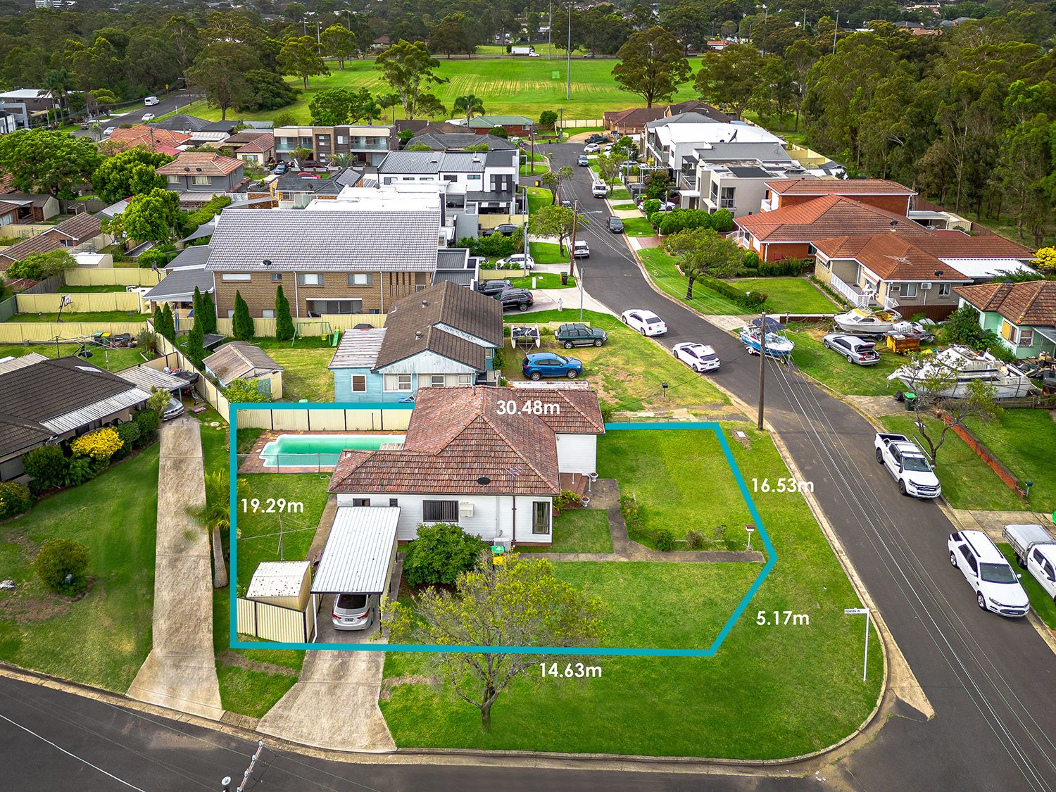 Real Estate For Sale - 12 Leighdon Street - Bass Hill , NSW