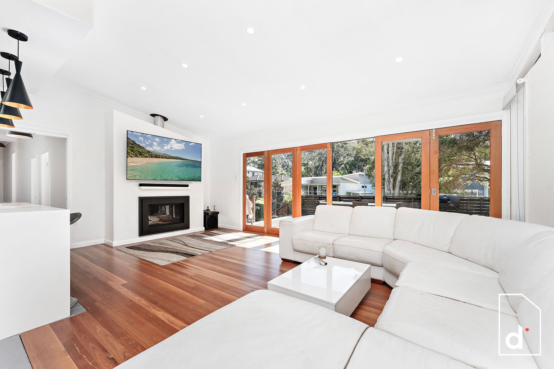 Sold property: $1500000 for 40 Stephen Drive - Woonona , NSW 2517