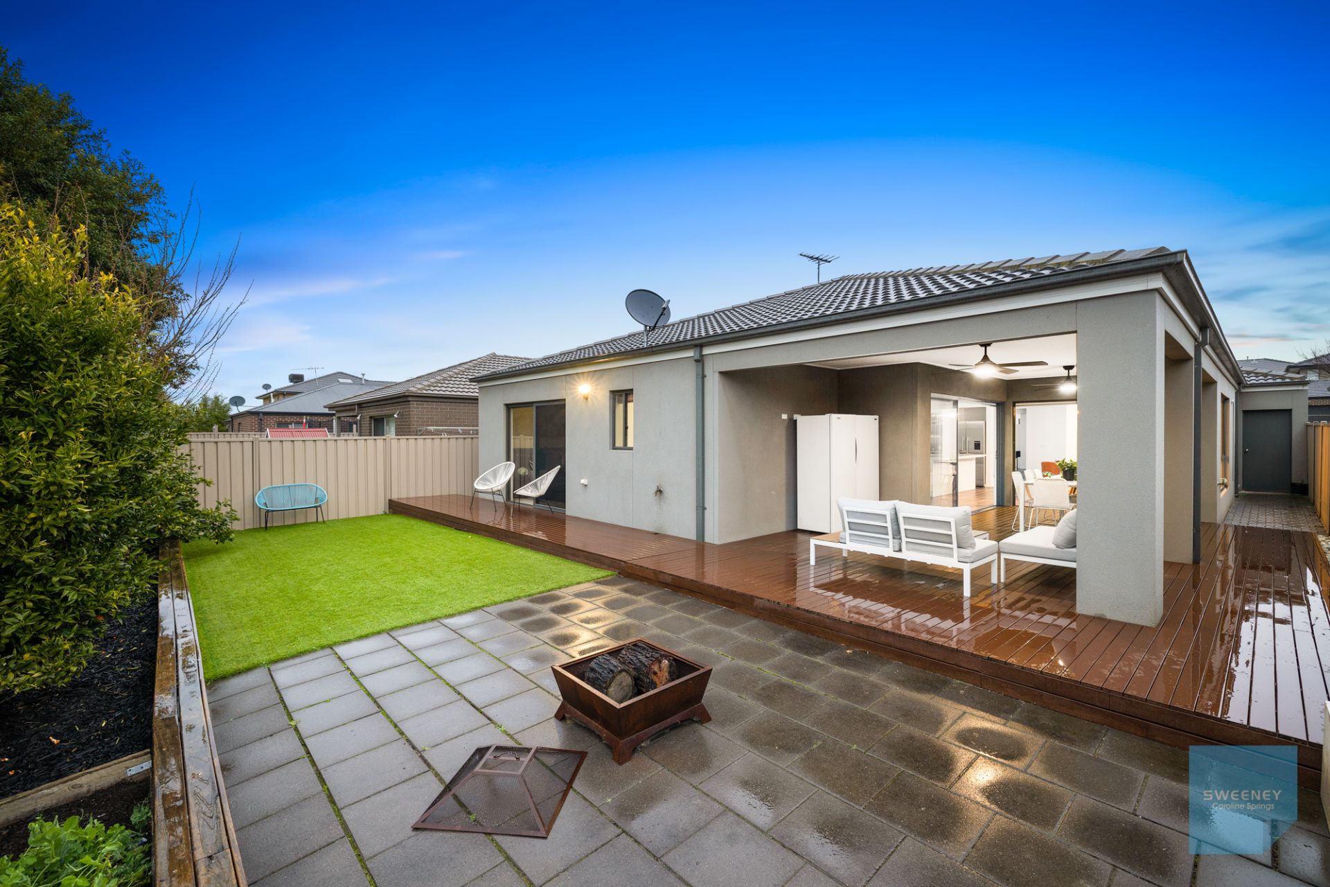 24 Orbis Avenue, FRASER RISE | Sweeney Estate Agents