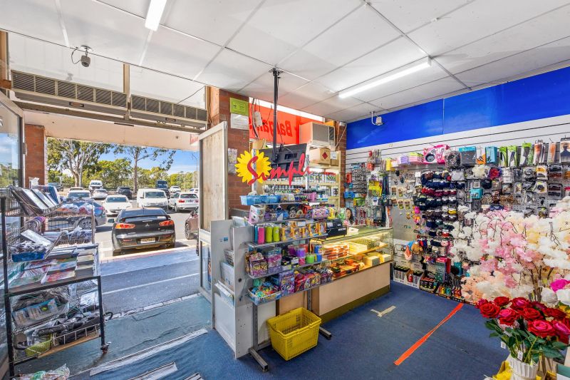 Shops 27, 28 & 30 The Stables Shopping Centre, MILL PARK