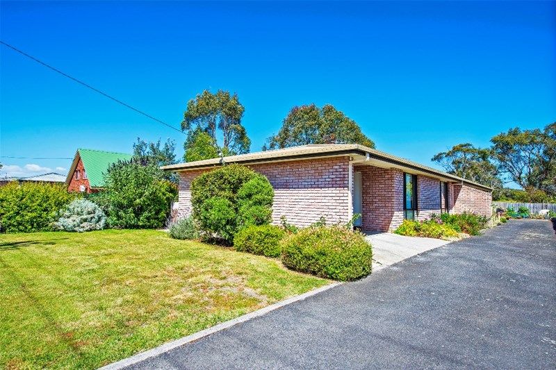 2/66 Alexander Street, Shearwater | Halliwell Property Agents