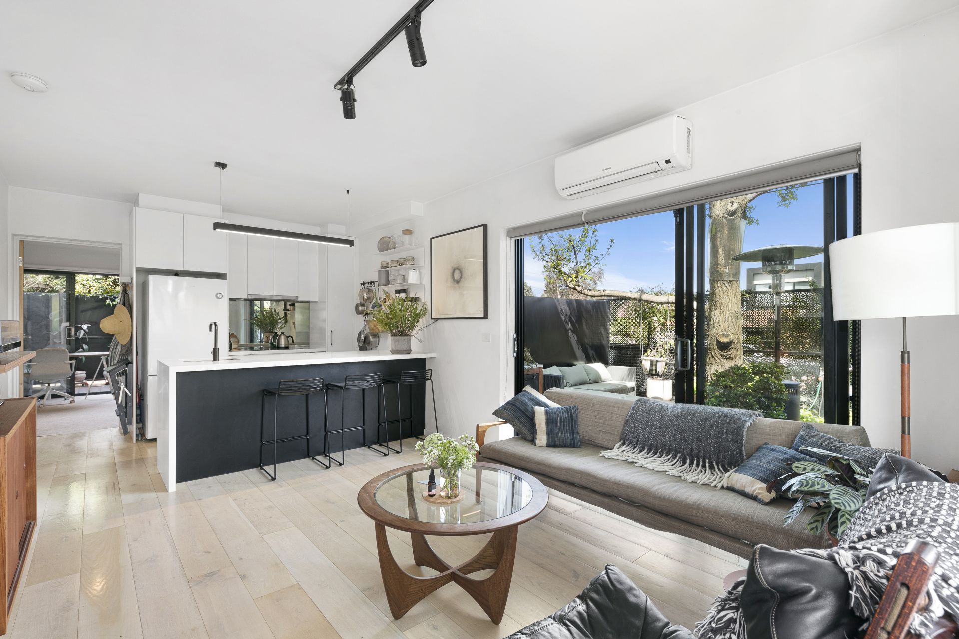 Real Estate For Sale - 1/37 Collins Street - Thornbury , VIC