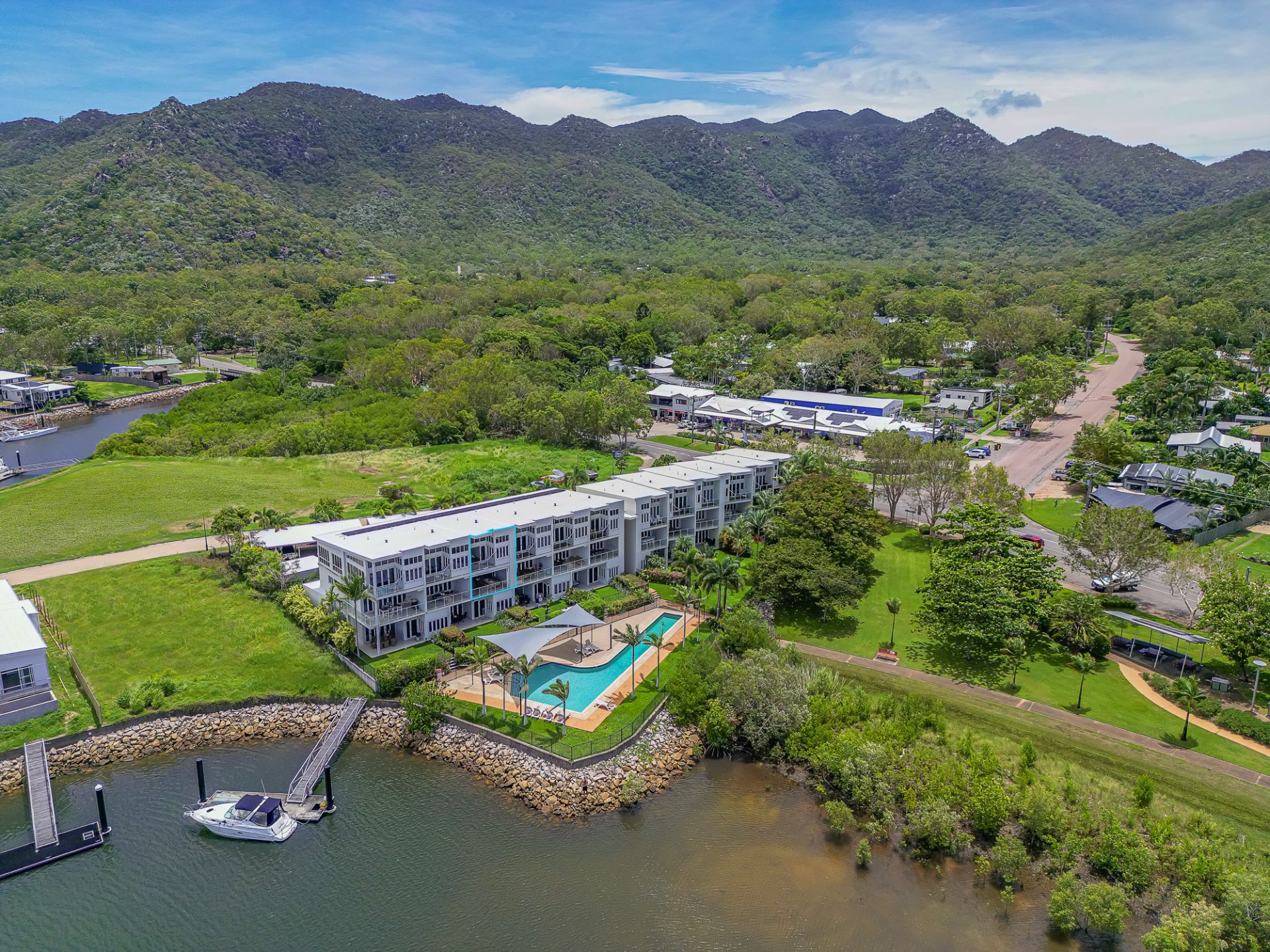 18/1-3 The Cove, Nelly Bay | Harcourts Kingsberry Townsville