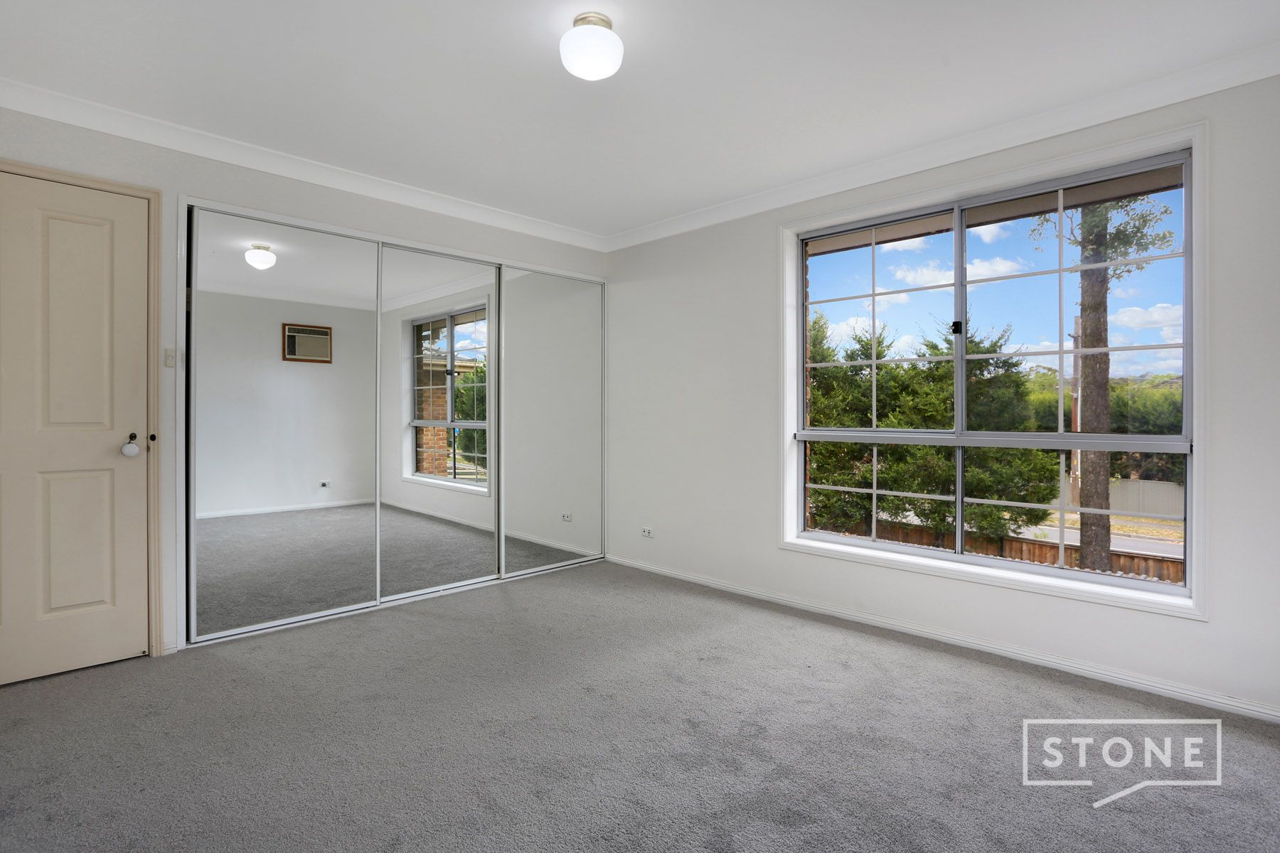 Real Estate For Lease - 12 Lyndhurst Way - Cherrybrook , NSW