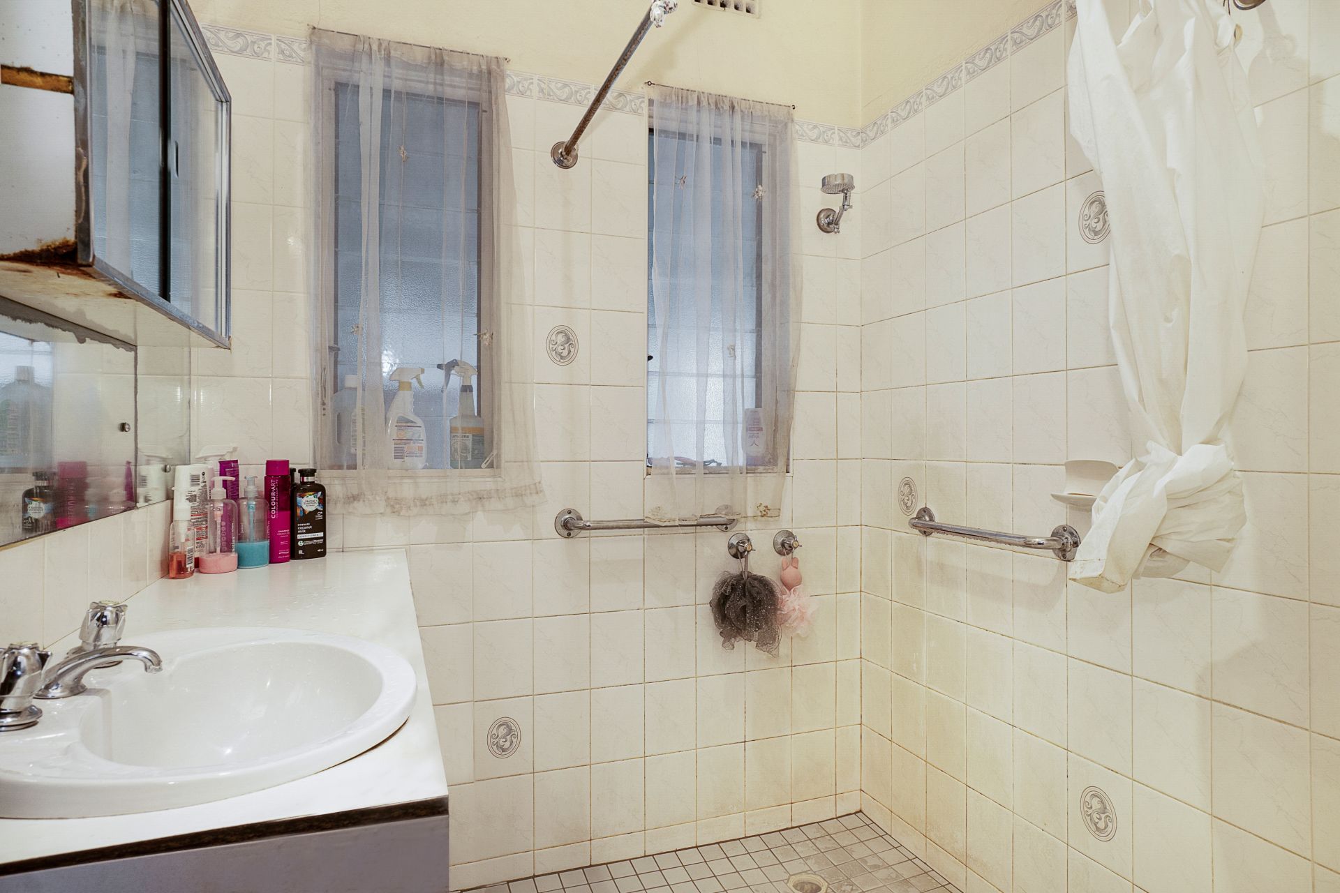 8 First Avenue, Seven Hills | Agius Propety Group