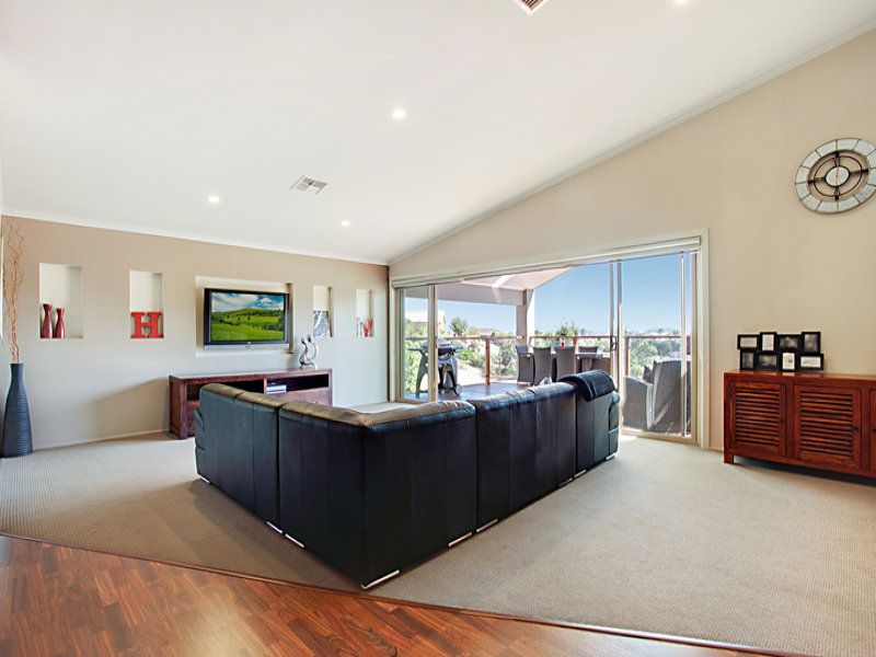 Real Estate For Sale - 12 Ashfield Place - Glen Alpine , NSW