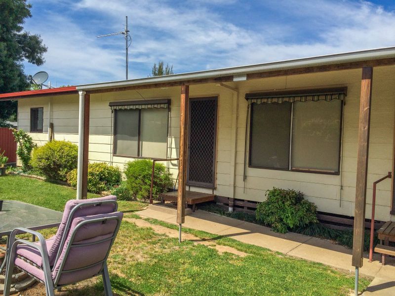 Real Estate For Lease - 1/8 Kneebone Court - Myrtleford , VIC