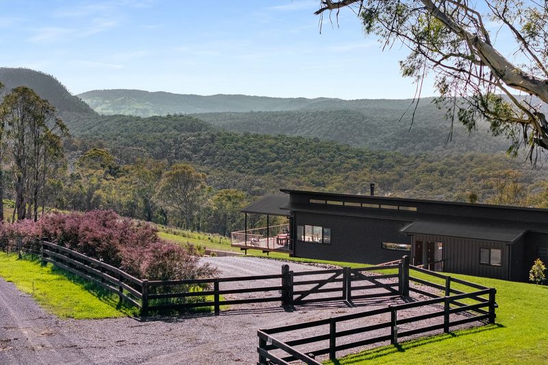 Real Estate For Sale - 330 Black Springs Road - High Range , NSW