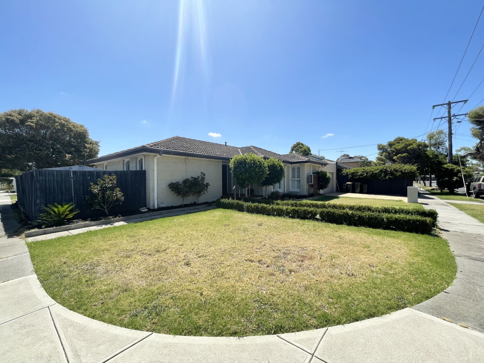 20 Laird Drive, ALTONA MEADOWS | Peter Jordan