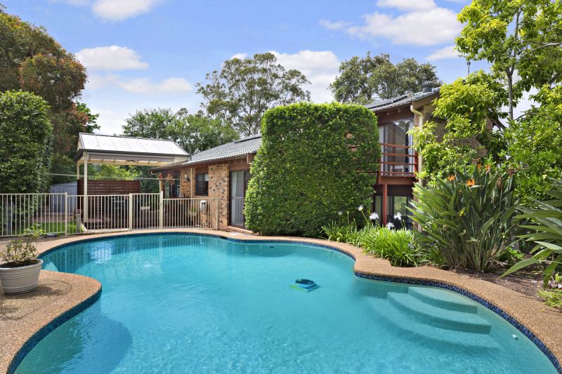 Real Estate For Sale - 6 Dawes Place - Cherrybrook , NSW