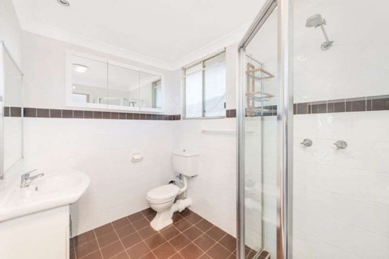 Real Estate For Lease - 22 Springs Road - Spring Farm , NSW