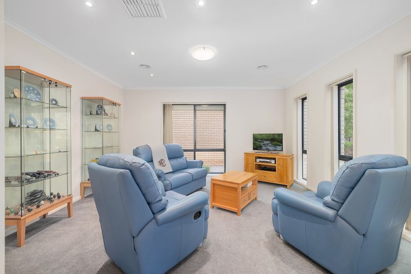 Real Estate For Sale - 9 Marcus Street - Forde , ACT