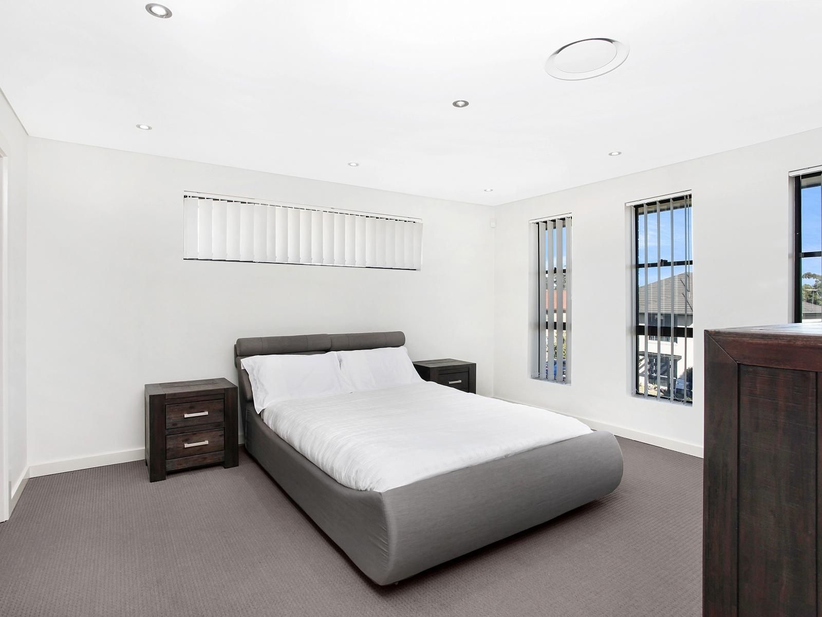 Real Estate For Lease - 14A Paperbark Circuit - Casula , NSW