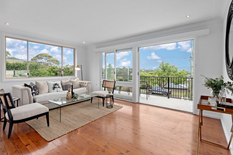 Real Estate For Sale - 17 Southern Cross Way - Allambie Heights , NSW