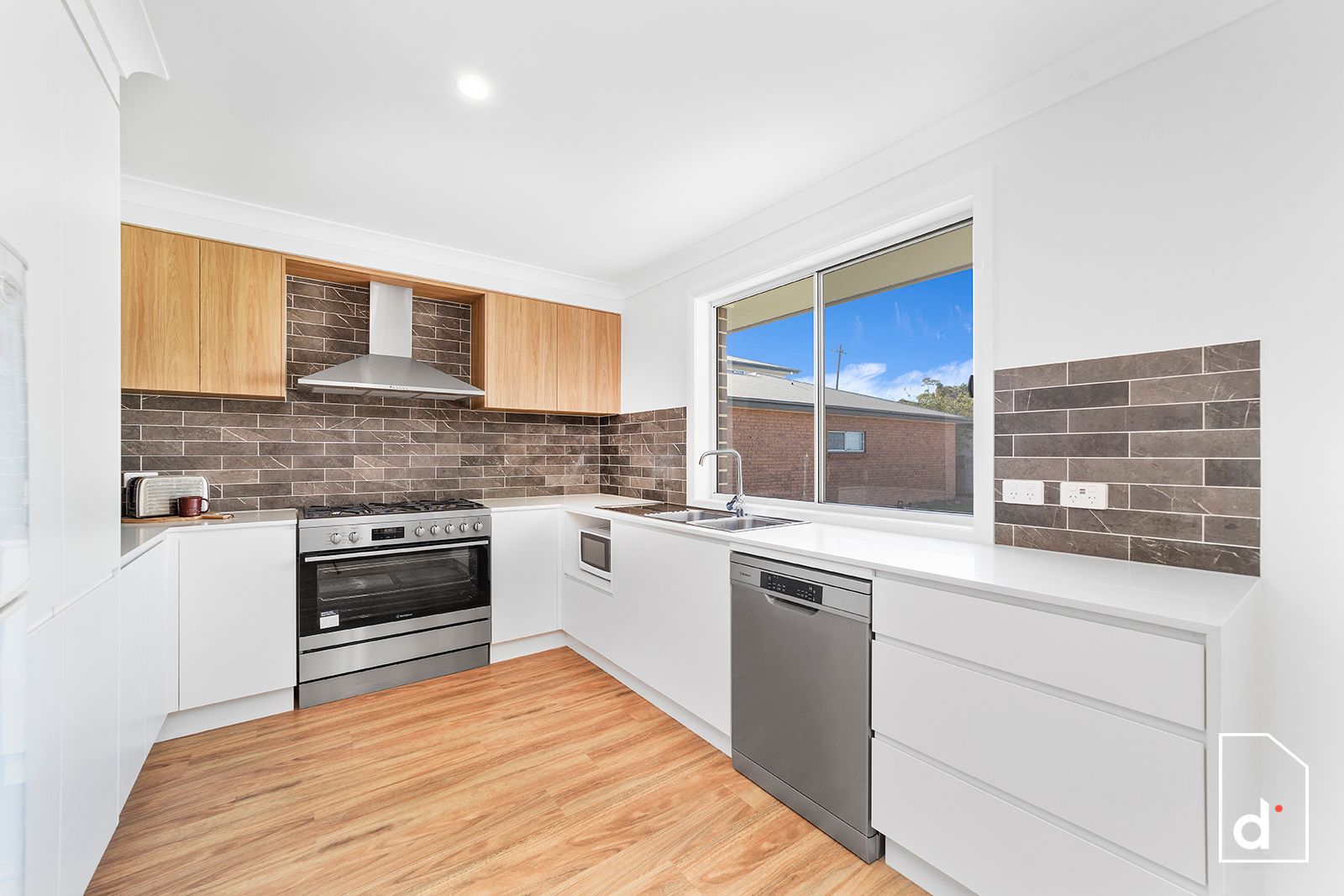 Sold property: $880000 for 2 Ocean Street - Towradgi , NSW 2518