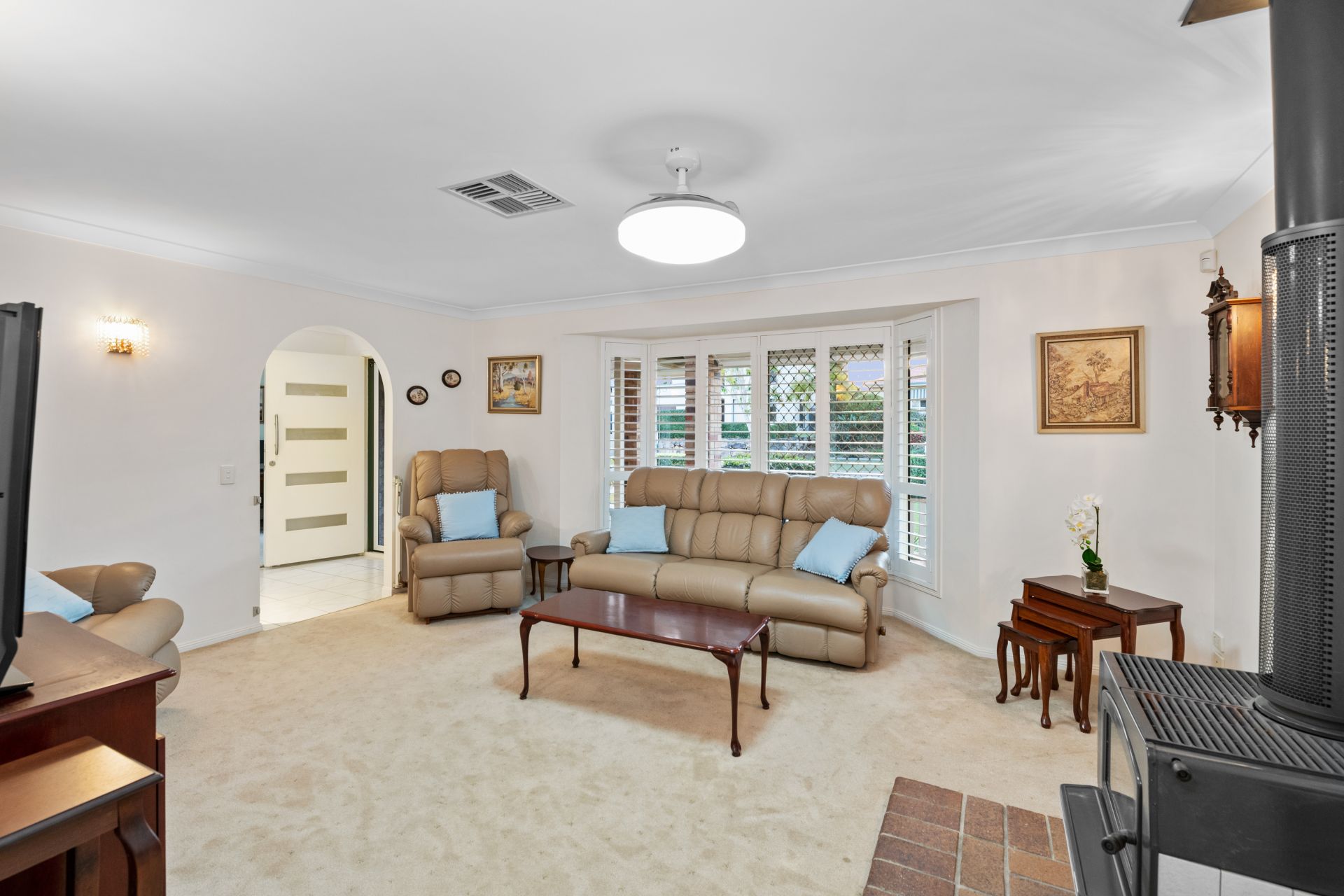 Real Estate For Sale - 26 Chelsea Crescent - Bridgeman Downs , QLD