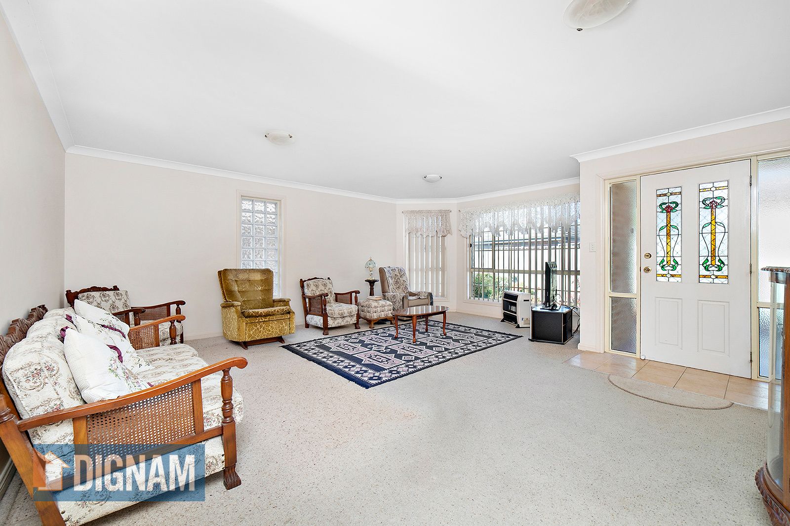 Sold property: $1155000 for 2/5 Cochrane Road - Thirroul , NSW 2515
