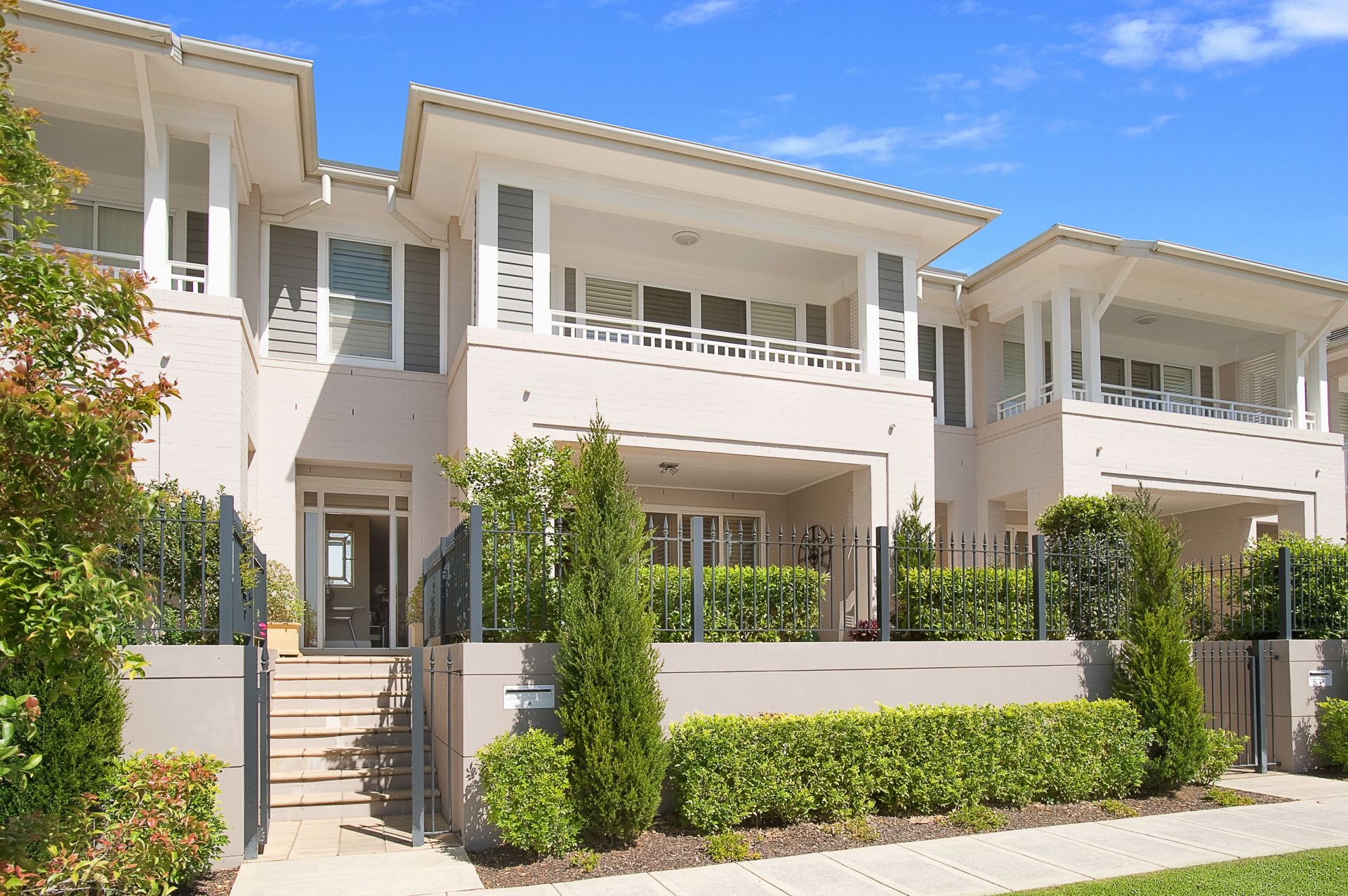 9 Vineyard Way, Breakfast Point | Breakfast Point Realty