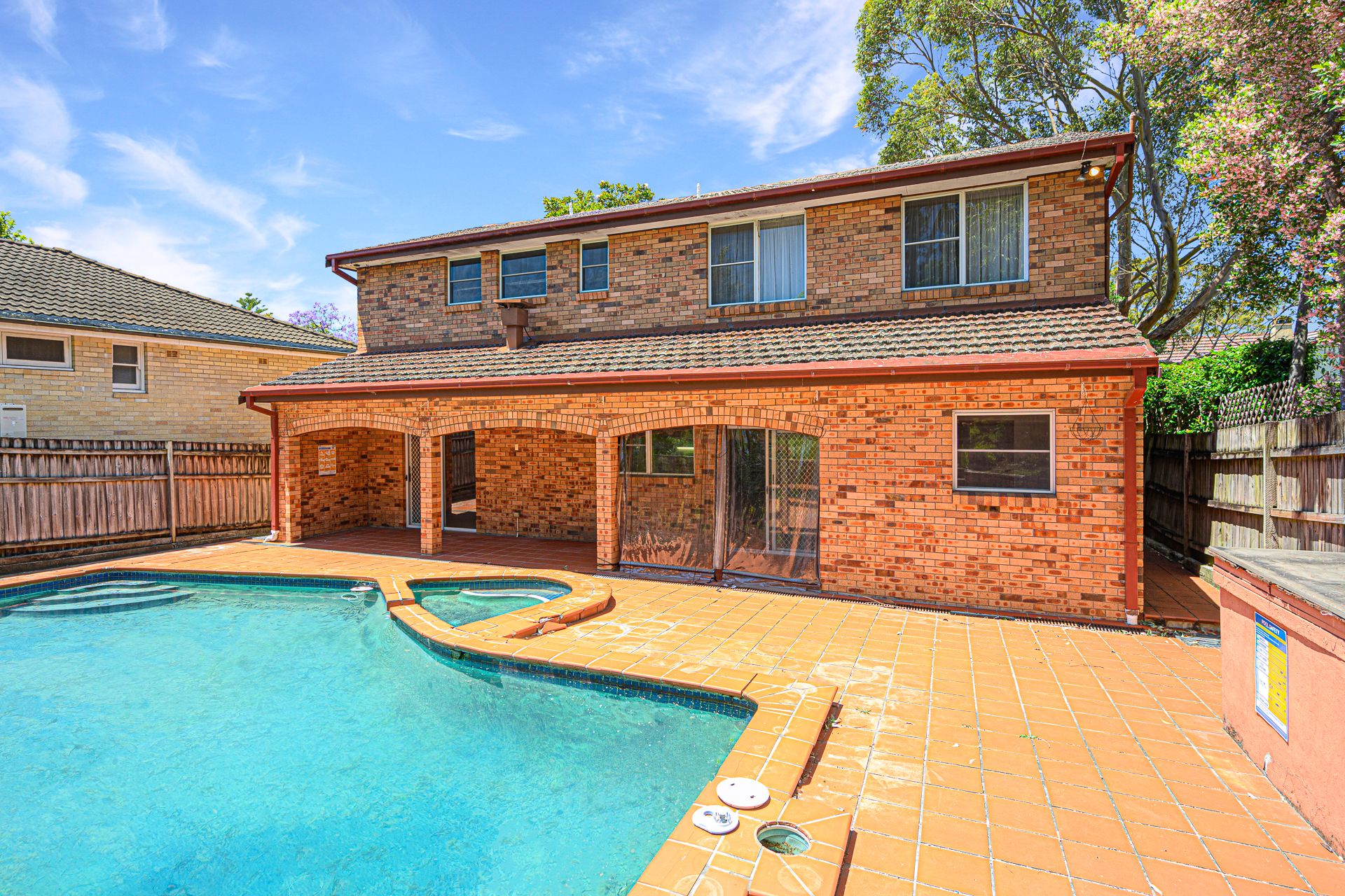Real Estate For Lease - 2 Killara Avenue - Killara , NSW