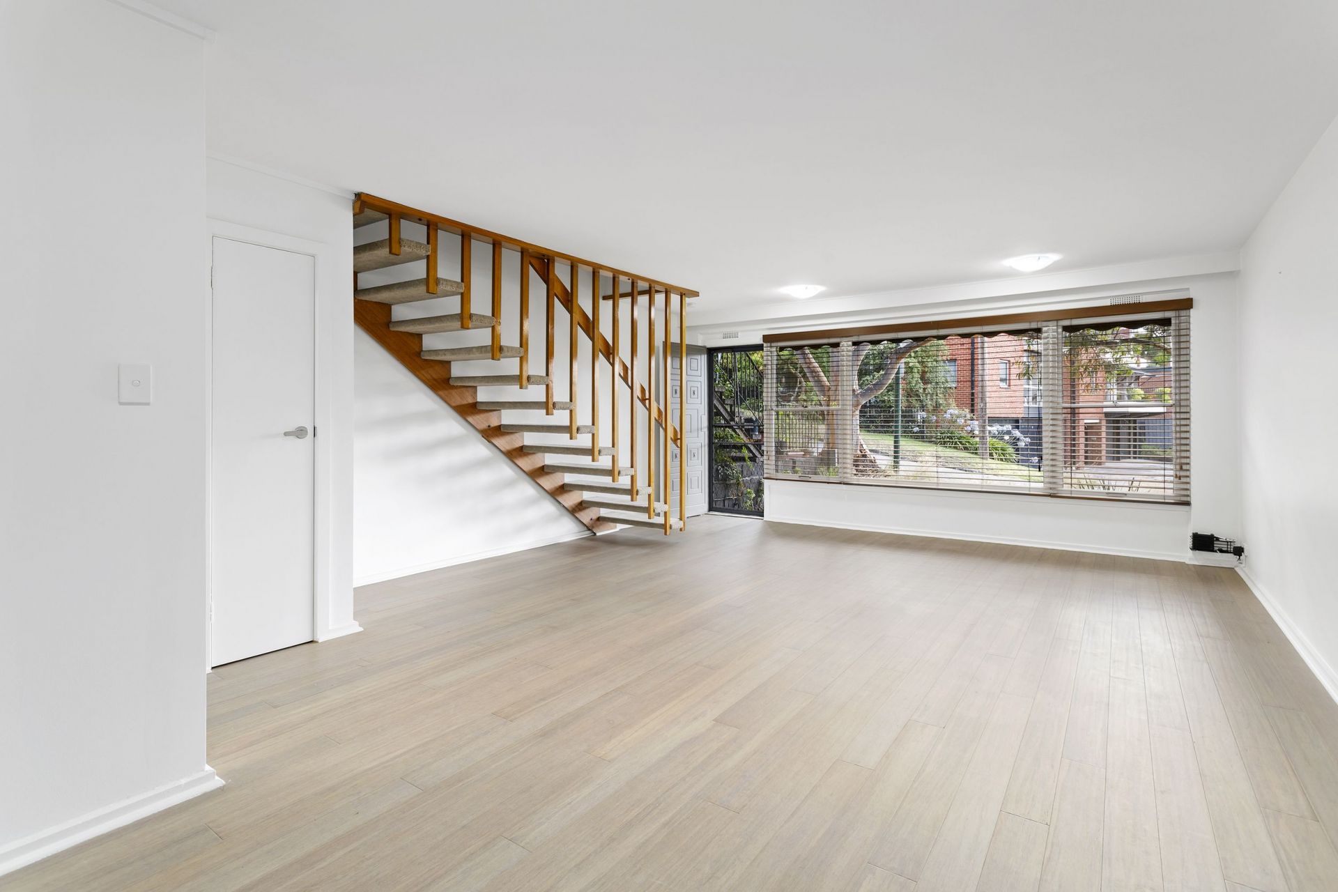 4/74 Studley Park Road, Kew | Williams Batters