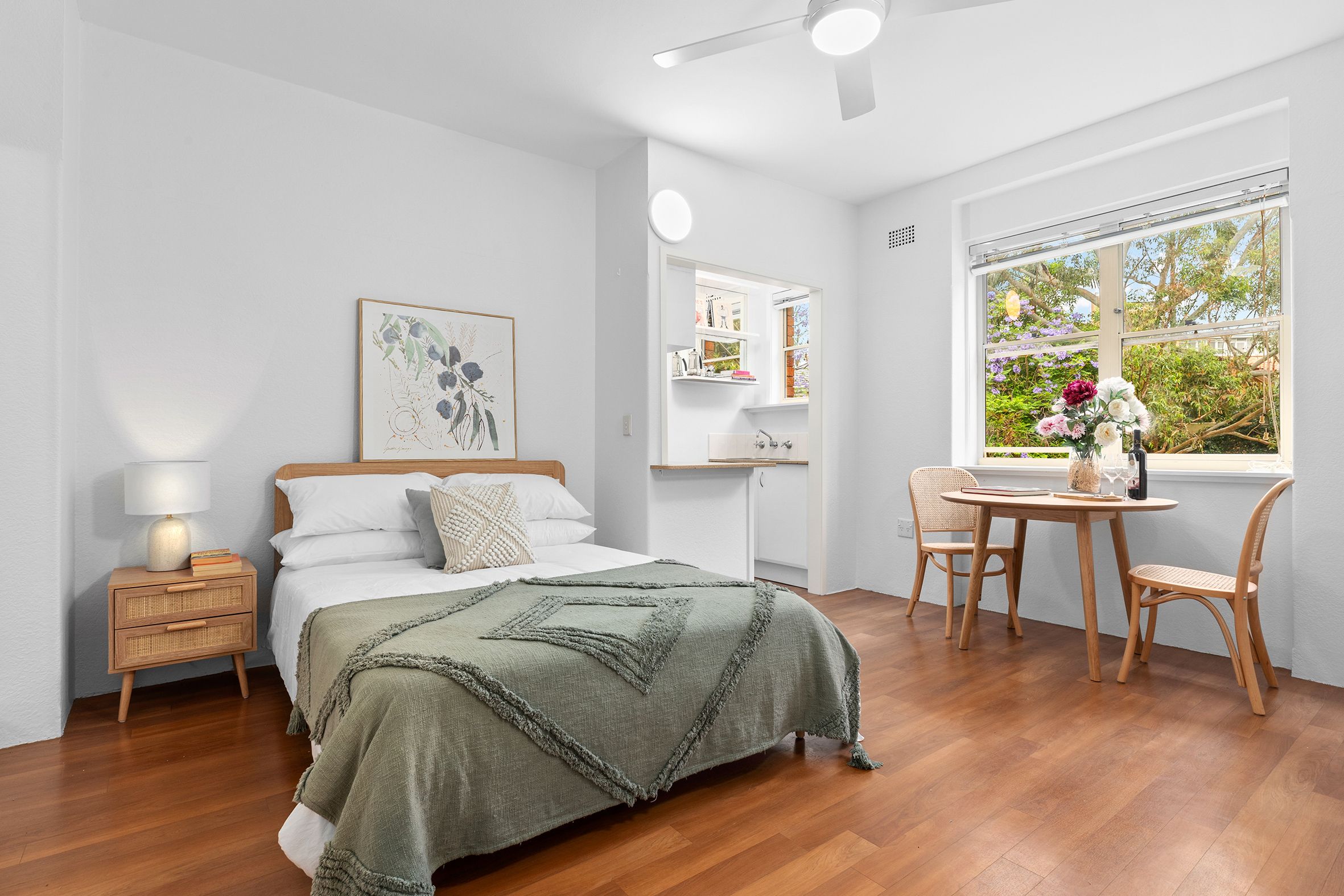 Sold - Studios/76 Elizabeth Bay Road - Elizabeth Bay , NSW 2011