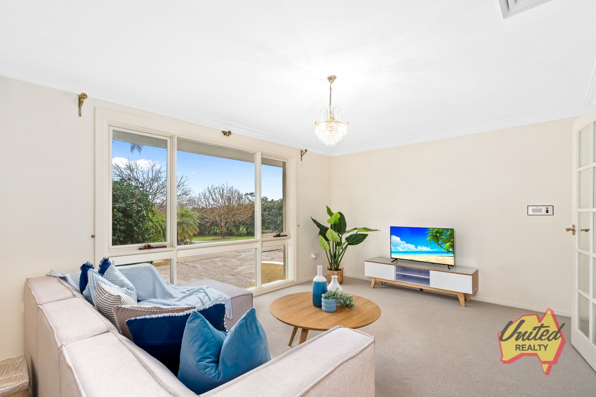 78 Ellis Lane, Ellis Lane | United Realty