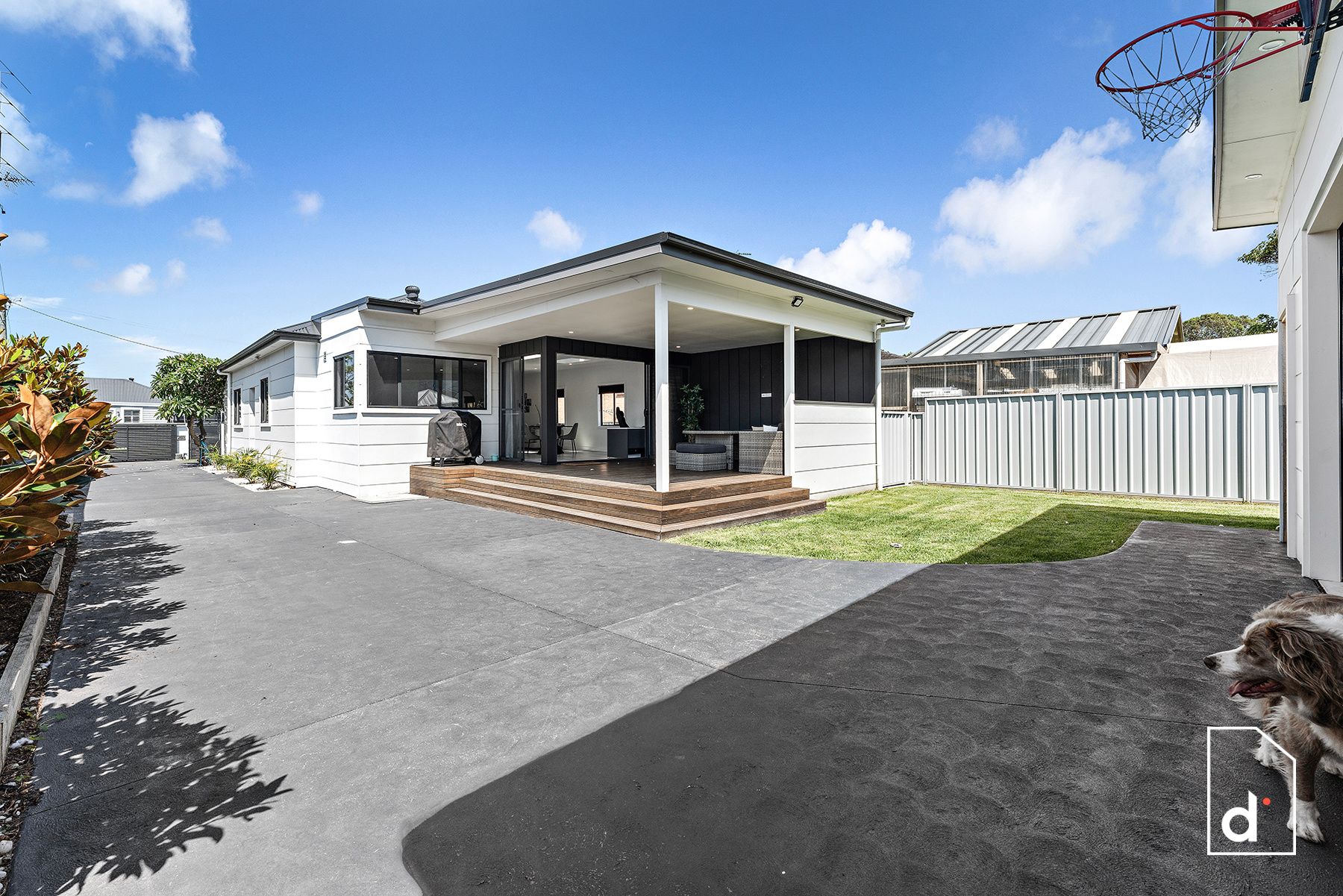 Sold property: $1100000 for 3 George Street - Towradgi , NSW 2518