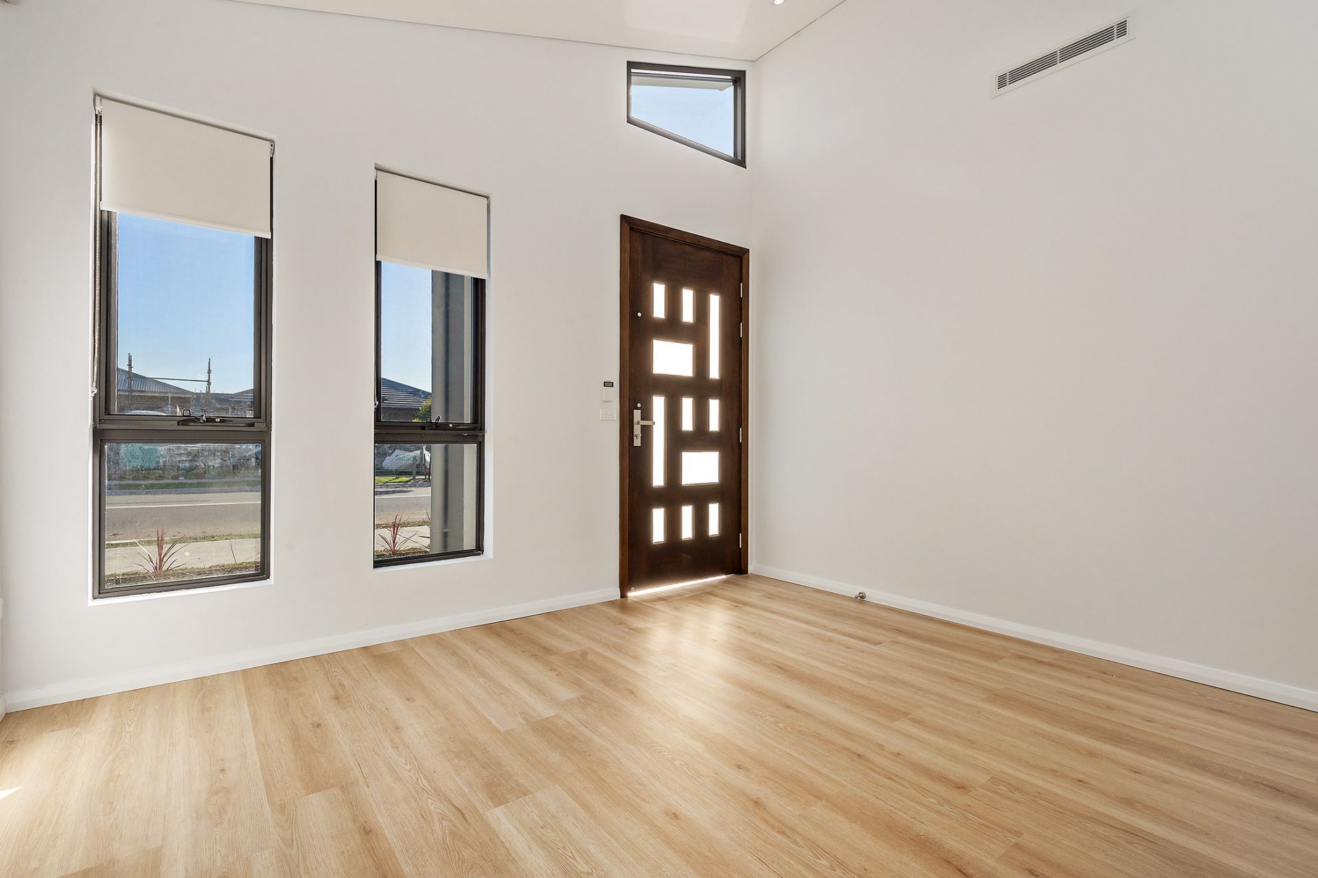 Real Estate For Sale - 11 Copper Drive - Catherine Field , NSW