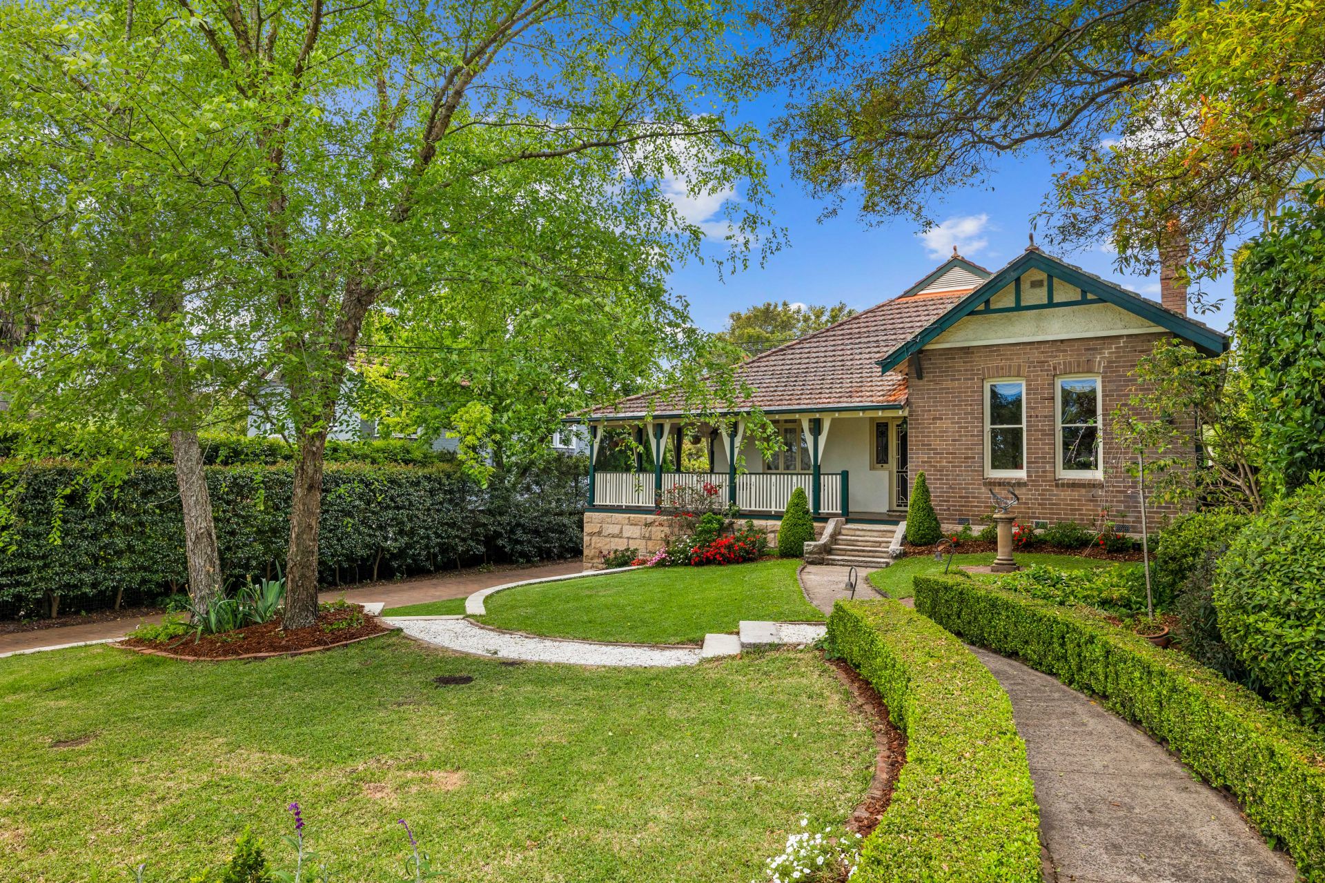 65 Middle Harbour Road, LINDFIELD | McConnell Bourn Pty Ltd