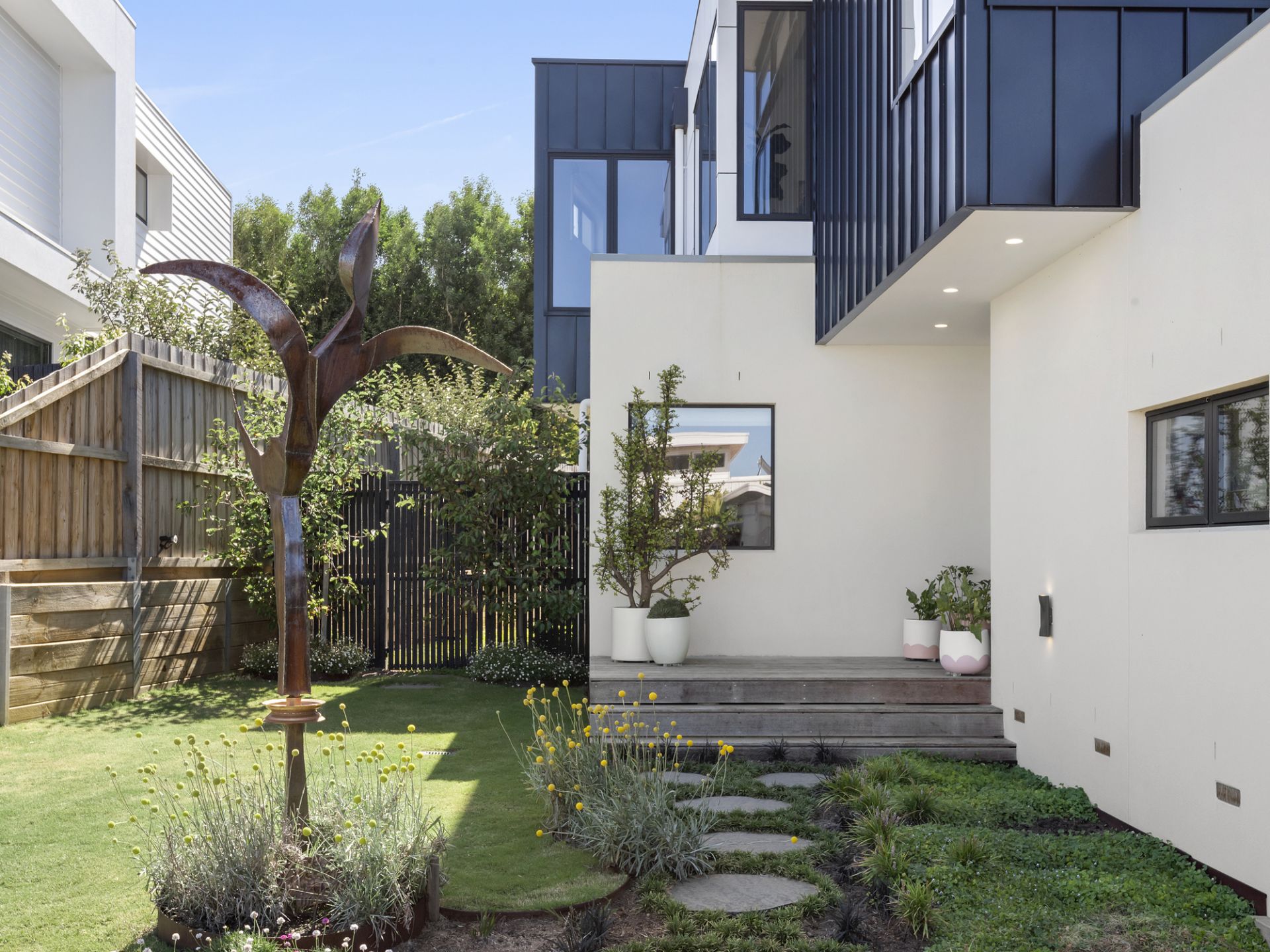 Real Estate For Sale - 3 Pioneer Place - Torquay , VIC