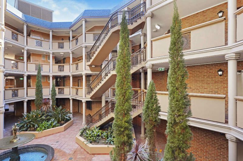 33/100 Commercial Road, SOUTH YARRA | Dingle Partners