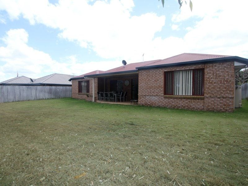 Real Estate For Lease - 18 Swanbrook Place - Parkinson , QLD